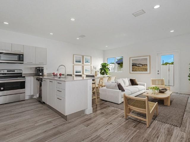 Pearl at Pompano Beach 3 Bedroom Apartment for Rent at 650 Nw 30th Ter, Pompano Beach, FL 33069