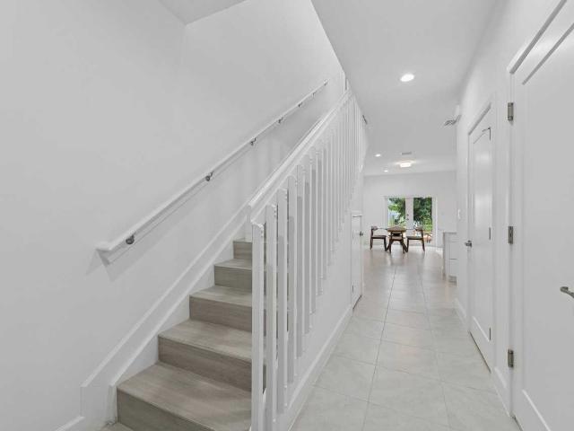 Pearl at Pompano Beach 3 Bedroom Apartment for Rent at 650 Nw 30th Ter, Pompano Beach, FL 33069
