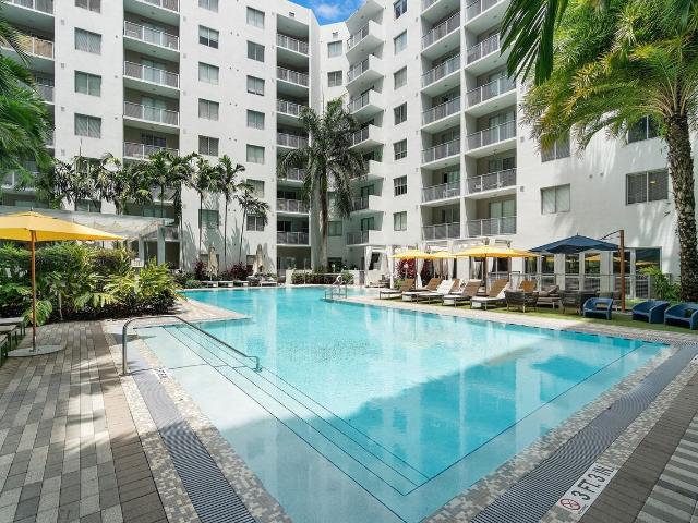 Pearl Dadeland 1 Bedroom Apartment for Rent at 7440 N Kendall Dr, Miami, FL 33156
