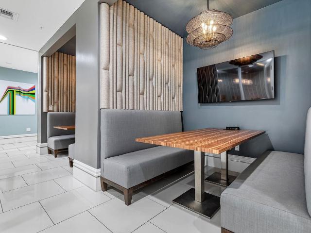 Pearl Dadeland Studio Apartment for Rent at 7440 N Kendall Dr, Miami, FL 33156