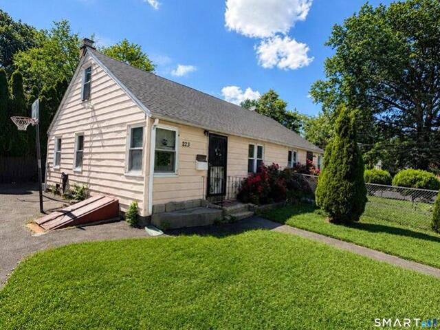 Pearl Harbor St, Bridgeport, Home For Sale