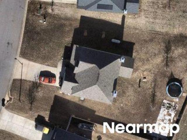 Pearl Moss Ln