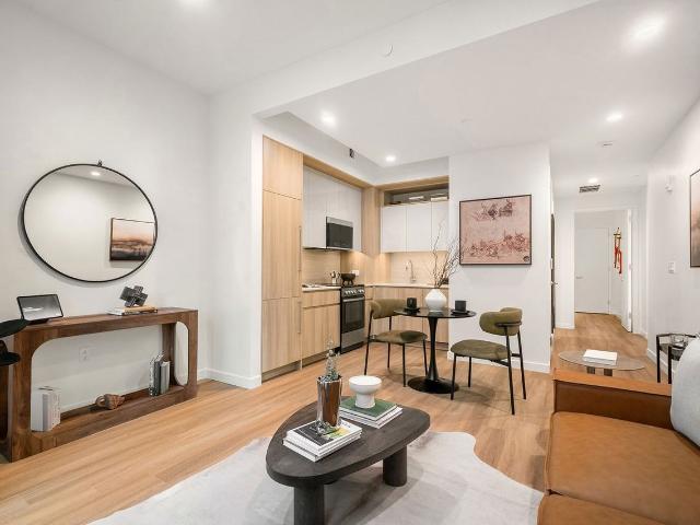 Pearl & Pine 1 Bedroom Apartment for Rent at 180 Pearl Street, New York, NY 10005 Financial District