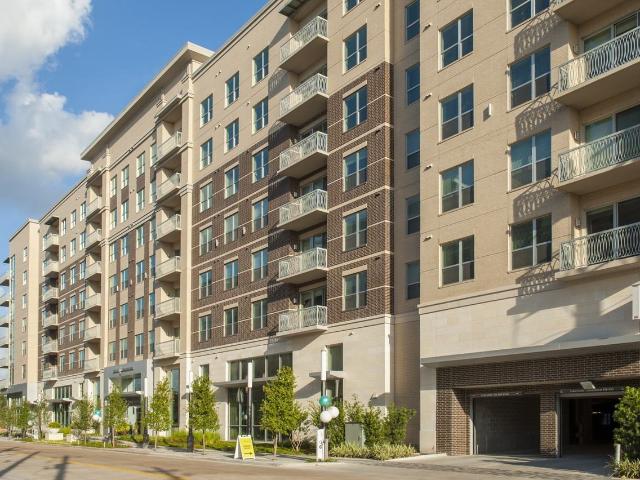 Pearl Residences 3 Bedroom Apartment for Rent at 10401 Town And Country Way, Houston, TX 77024 Memorial