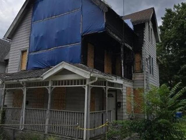 Pearl St, Waterbury, Home For Sale