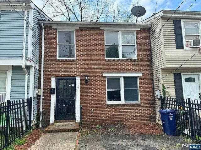 Pearl St, Paterson, Home For Sale