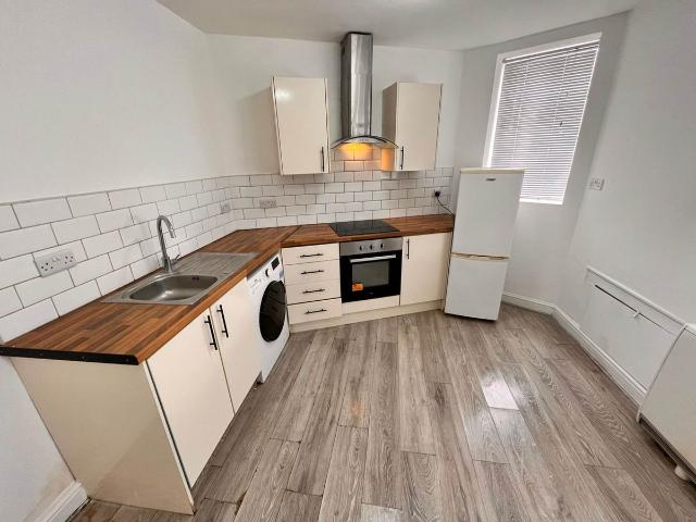 Pearl Street, A, Cardiff CF24, 1 bed flat to rent, £680 pcm | PrimeLocation