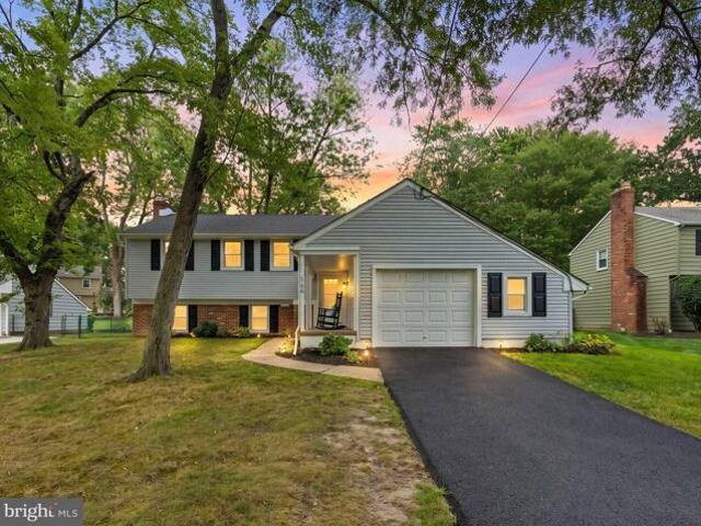 Pearlcroft Rd, Cherry Hill, Home For Sale