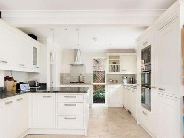 Pearmains Close, Orwell, 5 Bedroom Detached