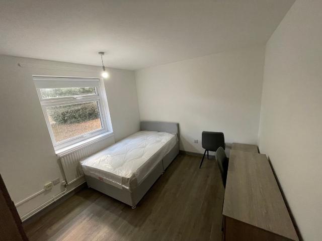 Pearson Square, Ipswich IP3, Room to rent, £675 pcm | PrimeLocation