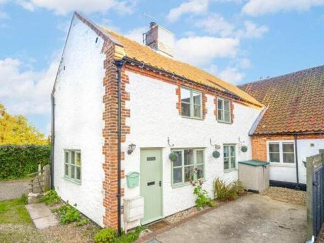 Pearsons Road, Holt, 2 Bedroom Cottage