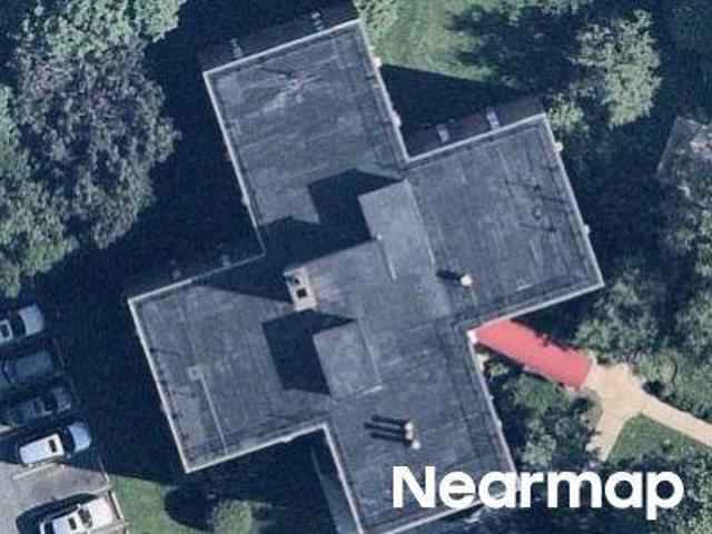 Pearsall Dr Apt 4a