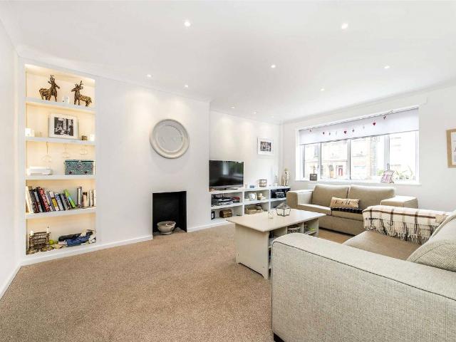 Pearscroft Road, London SW6, 4 bed detached house to rent, £4,500 pcm | PrimeLocation