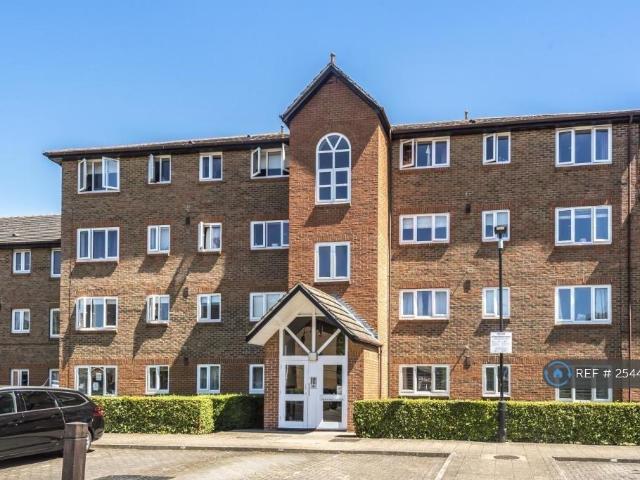 Peartree Avenue, London, SW17 2 bed flat to rent £2,000 pcm £462 pw