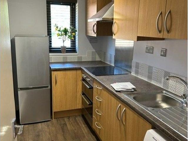 Peartree Bridge, Milton Keynes MK6, 1 bed flat to rent, £1,100 pcm | PrimeLocation