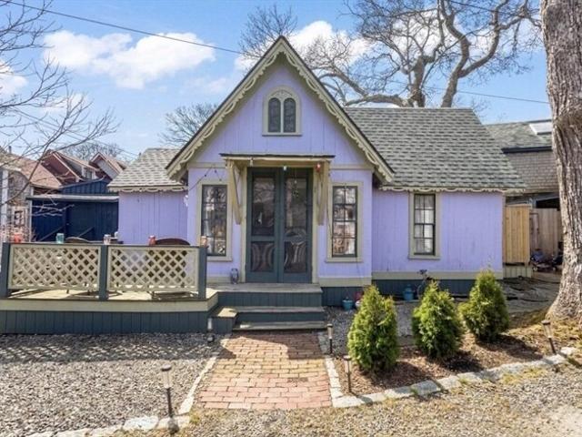 Pease Ave, Oak Bluffs, Home For Sale