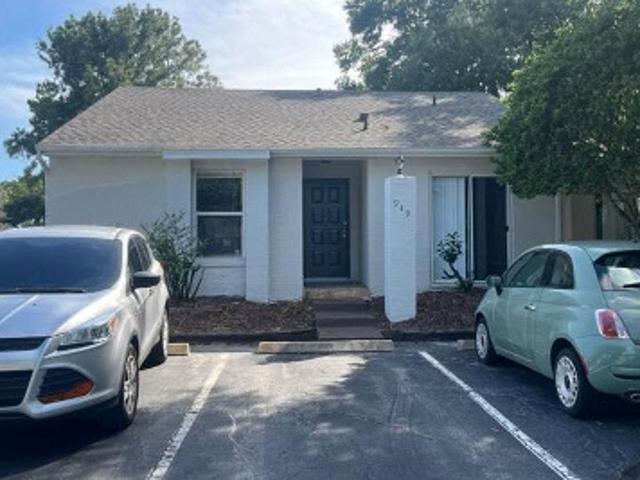 Pebble Creek Cir