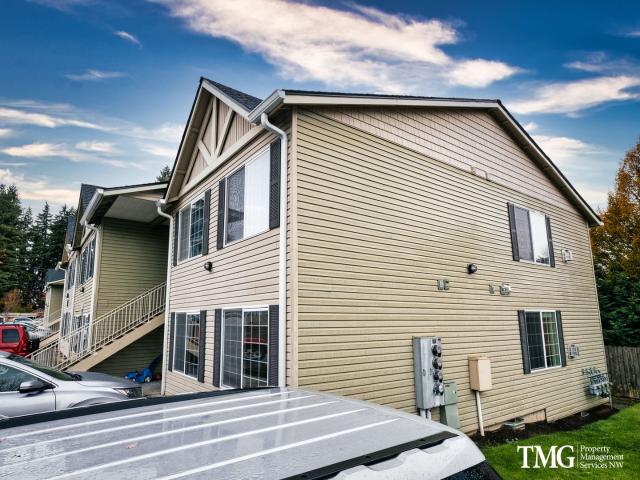 Pebble Creek Village Apartments
