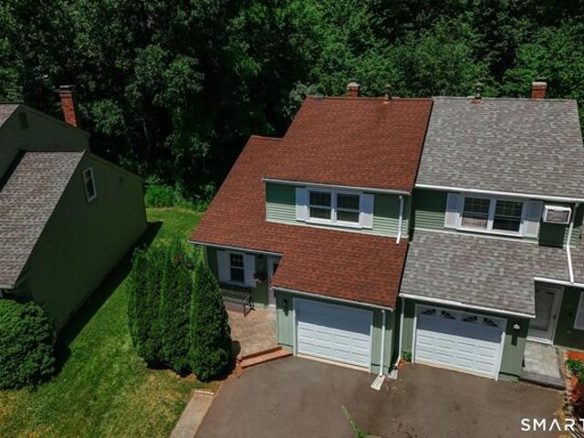 Pebble Ct, Newington, Home For Sale