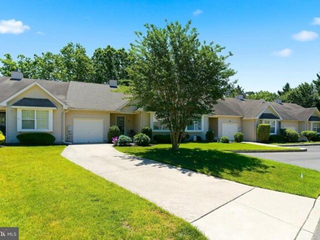 Pebble Beach Ln, Tuckerton, Home For Sale