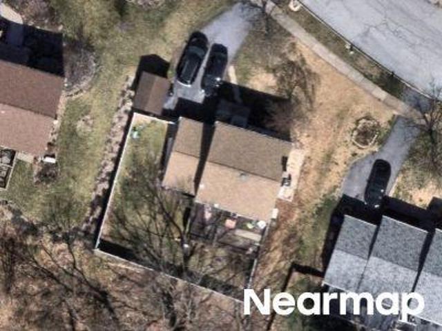 Pebble Brook Ln