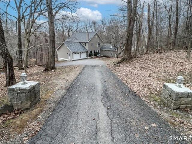 Pebble Ln, New Milford, Home For Sale