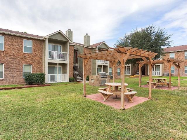 Pebblebend Apartments 2 Bedroom Apartment for Rent at 4315 Esmond Dr, Odessa, TX 79762