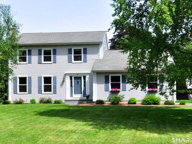 Pebblebrook, Windsor, Home For Sale