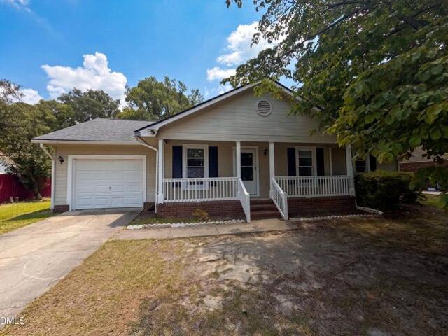 Pebblebrook Dr, Fayetteville, Home For Sale