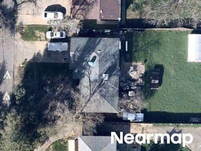 Pecan Ave