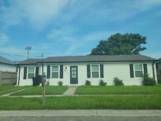 Pecan Dr