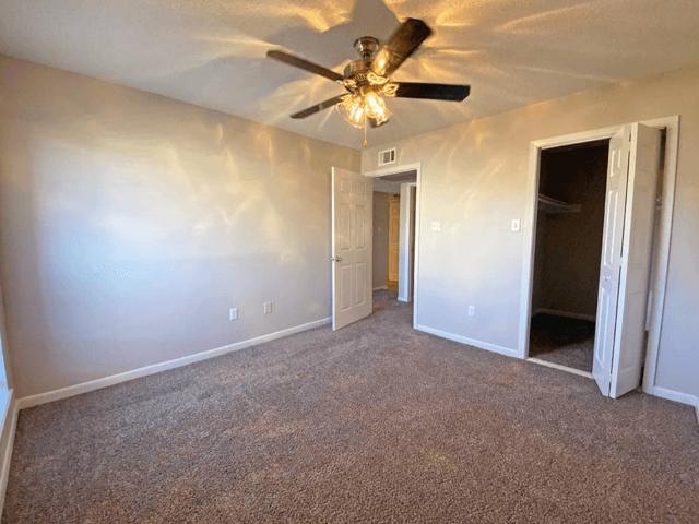 Pecan Grove 1 Bedroom Apartment for Rent at 4335 Clubhouse Dr, Alexandria, LA 71303