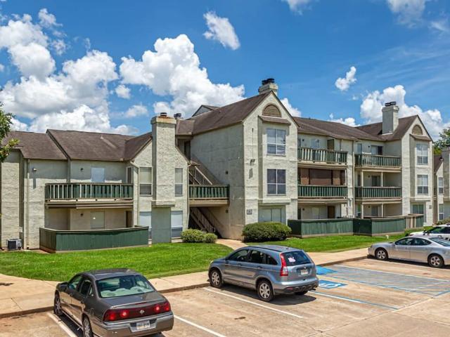 Pecan Grove 2 Bedroom Apartment for Rent at 4335 Clubhouse Dr, Alexandria, LA 71303