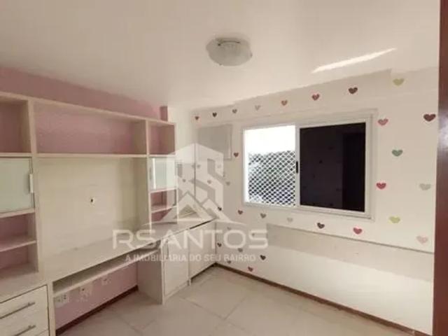 PECHINCHA – Apartamento à venda com 91m², 3 quartos sendo 1 suite e 2 vagas