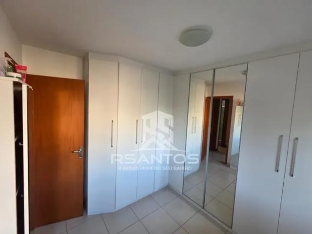 PECHINCHA Apartamento à venda com 80m², 3 quartos sendo 1 suíte e 1 vaga