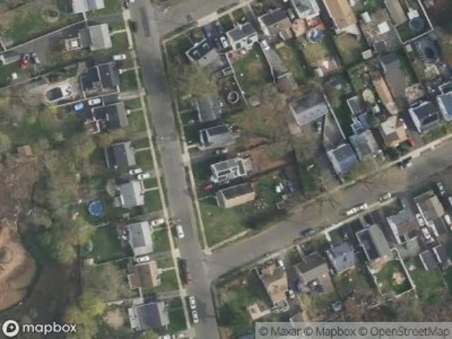 Peck Ave
