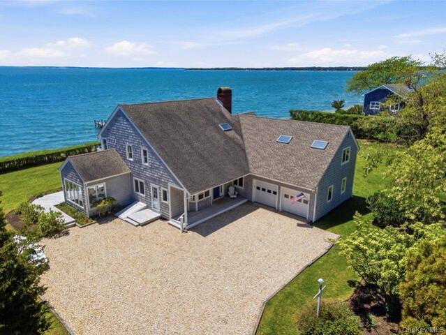 Peconic Ave, Shelter Island, Home For Sale
