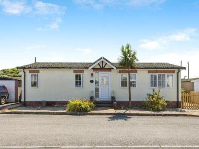 Pedna Carne, Mawgan Vu, St. Columb, 2 Bedroom Bungalow