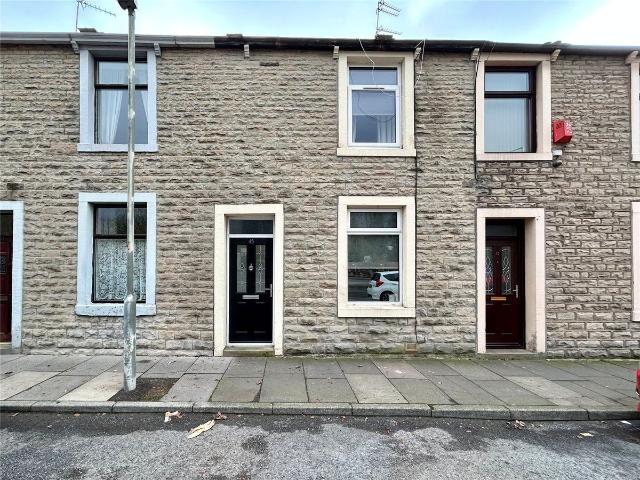 Peel Street, Clitheroe, Lancashire BB7, 2 bed terraced house to rent, £800 pcm | PrimeLocation