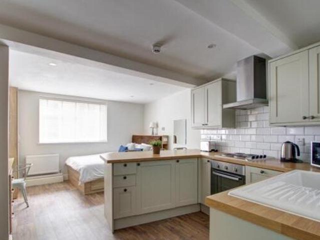 Peel Street, Nottingham, Studio Flat For