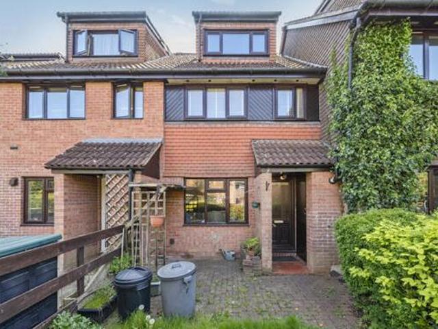 Peerless Drive, Harefield, 1 Bedroom Maisonette