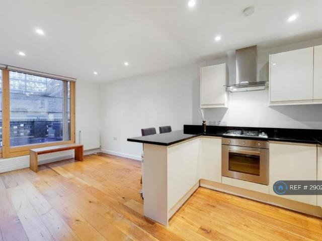Peerless St, London, EC1V 2 bed flat to rent £3,500 pcm £808 pw