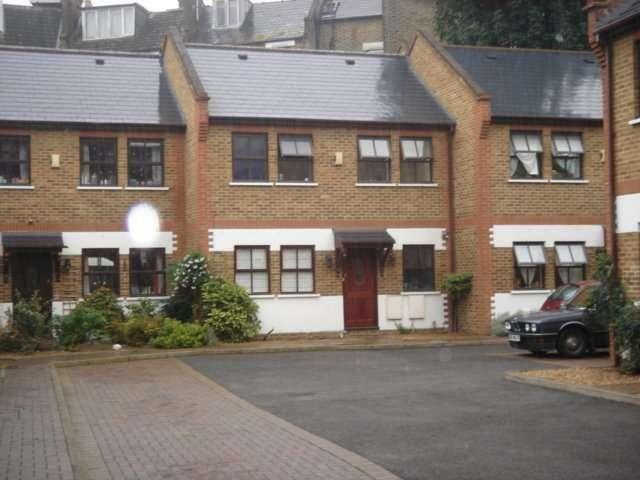 Pegasus Close, Newington Green, N16