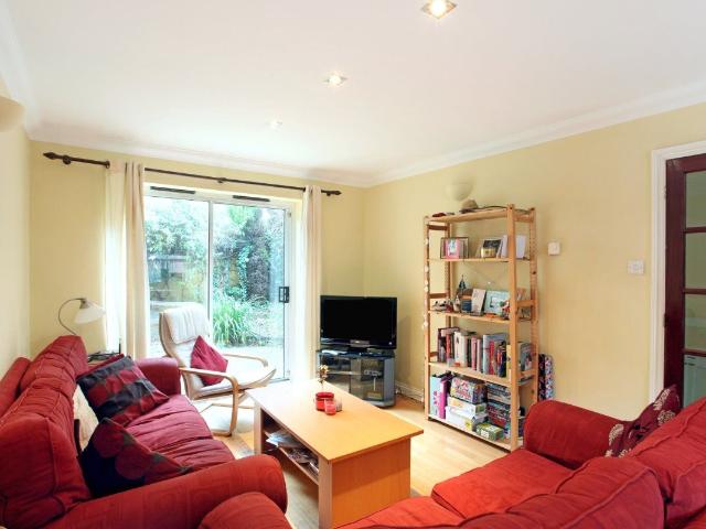 Pegasus Close, Newington Green N16, 4 bed terraced house to rent, £4,500 pcm | PrimeLocation