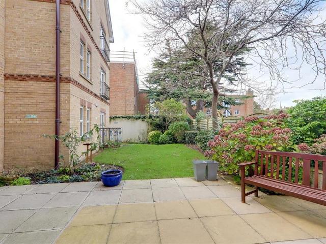 Pegasus Court, Worthing, BN11 1 bed retirement property to rent £1,000 pcm £231 pw