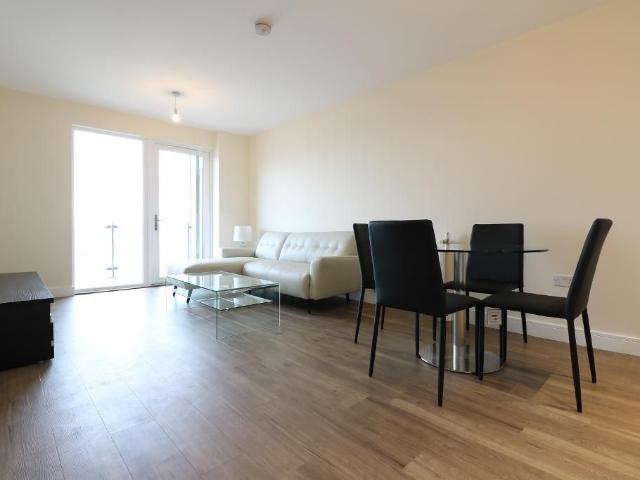 Pegasus Way, Gillingham, Gillingham ME7, 2 bed flat to rent, £1,400 pcm | PrimeLocation