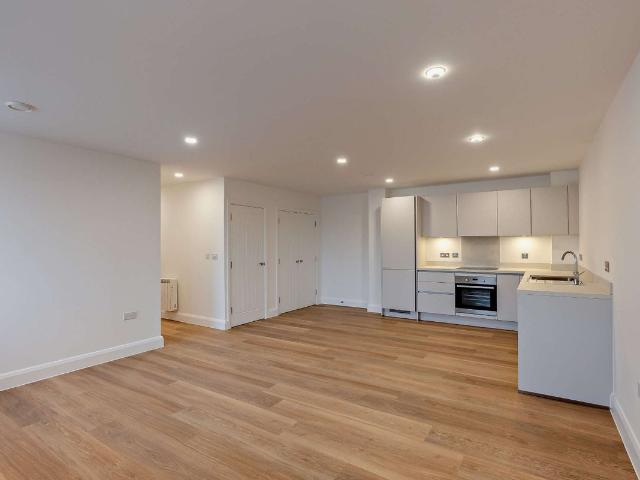 Pegasus Way, Haddenham HP17, 1 bed flat to rent, £1,275 pcm | PrimeLocation