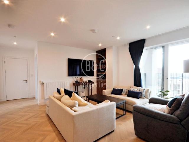 Pegler Square, Kidbrooke Village. 2 bed apartment to rent £2,200 pcm £508 pw