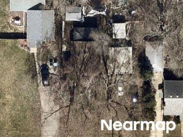 Pelton Ave