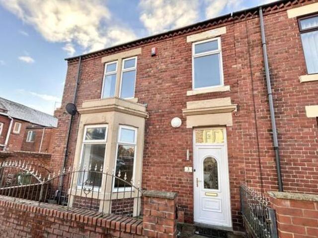 Pelaw, York Street, Gateshead, 4 Bedroom End